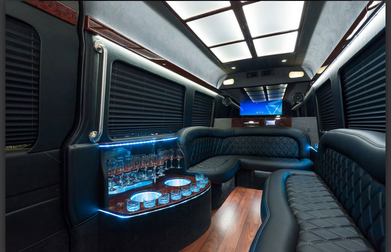 Cheyenne Limo Rentals - Unmatched Luxury and Service